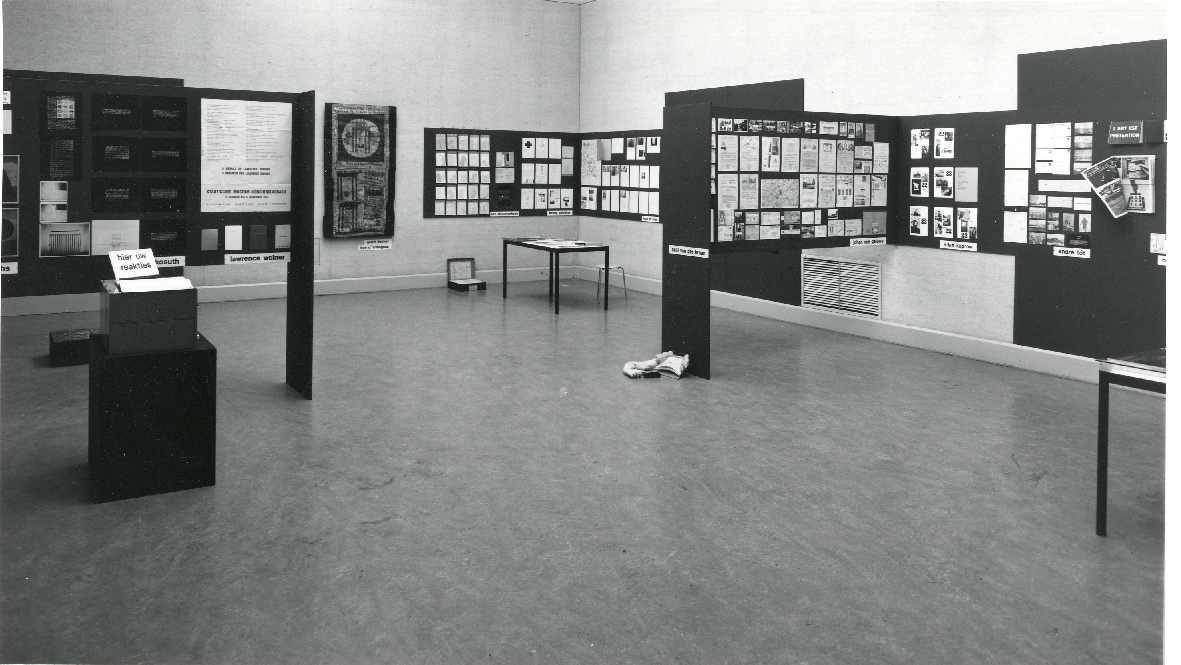 Peter van Beveren : Art Information Centre